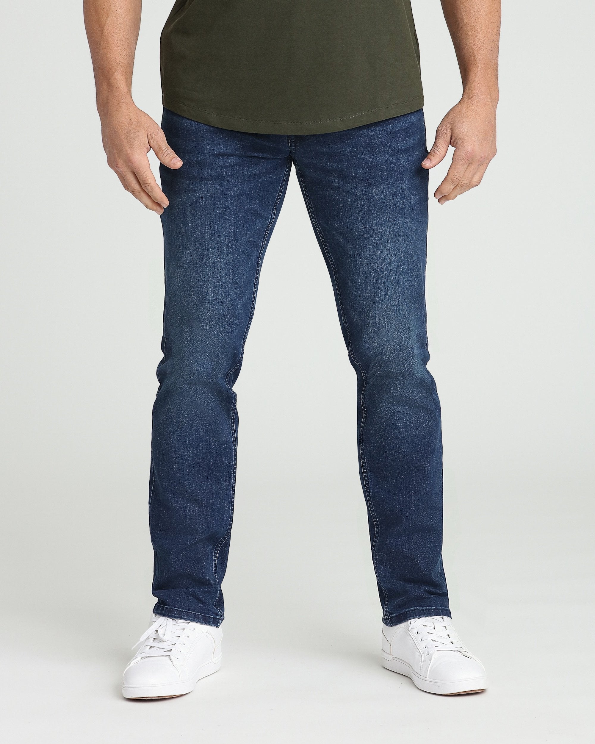 Athletic Fit / Knight - Dark Blue Jeans | The Perfect Jean